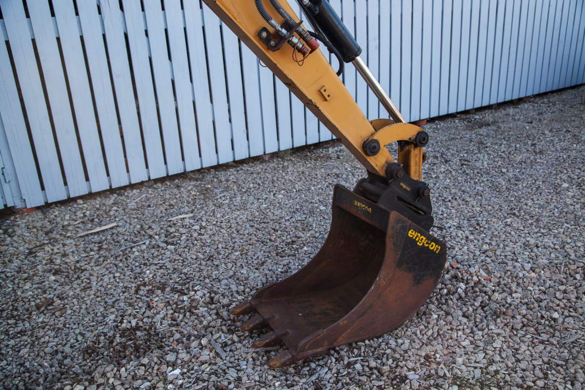 EKSKAVATORS - CATERPILLAR 303.5C CR - Ligumss uzņēmumu grupa
